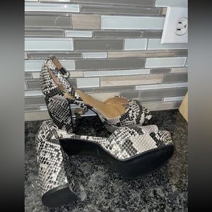 BAMBOO | Shoes | Bamboo Snake Print Open Toe Platform Heels | Poshmark
